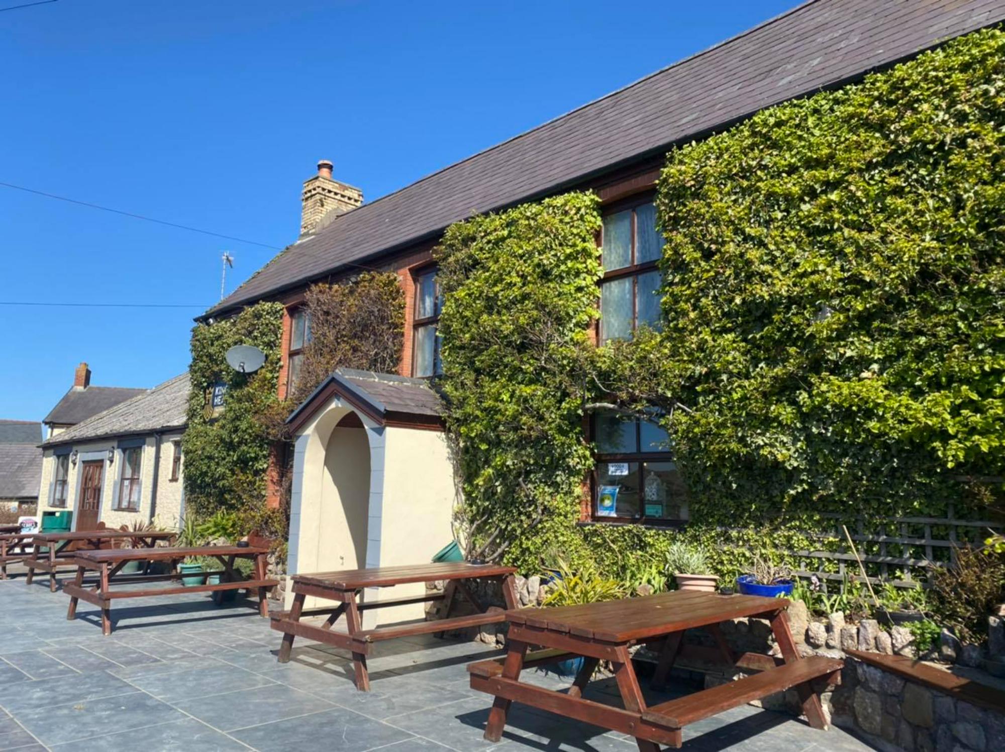 The King's Head, Gower, Llangennith