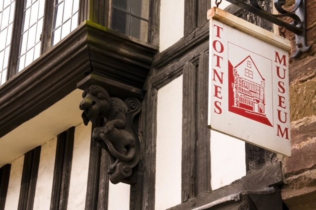 Totnes Elizabethan House Museum, Devon | Cool Places