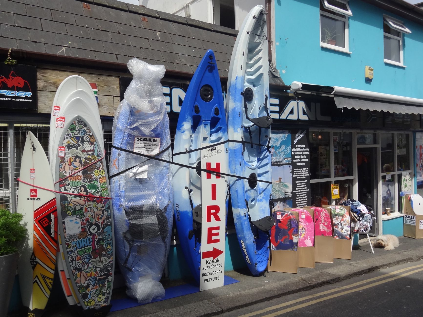Emoceanl Surf Shop and Kayak Hire, Newquay | Cool Places