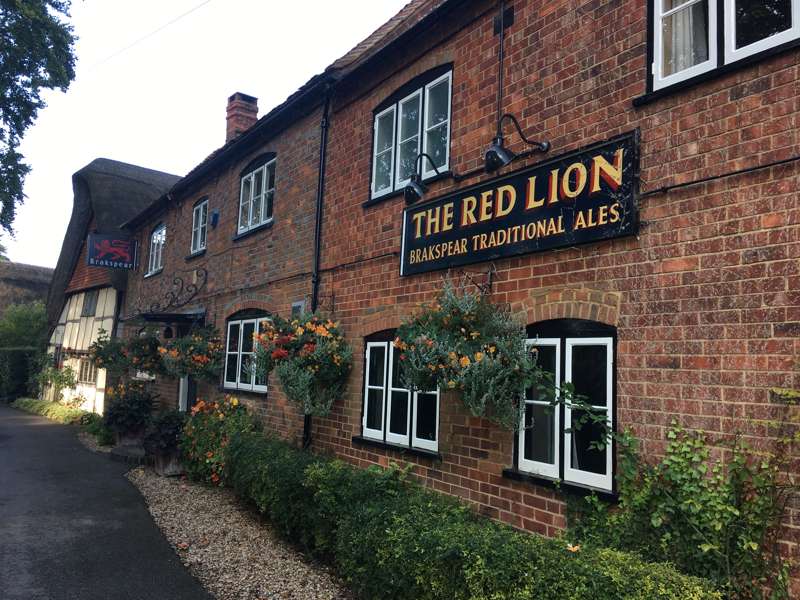 The Red Lion Pub & Kitchen, Didcot | Cool Places