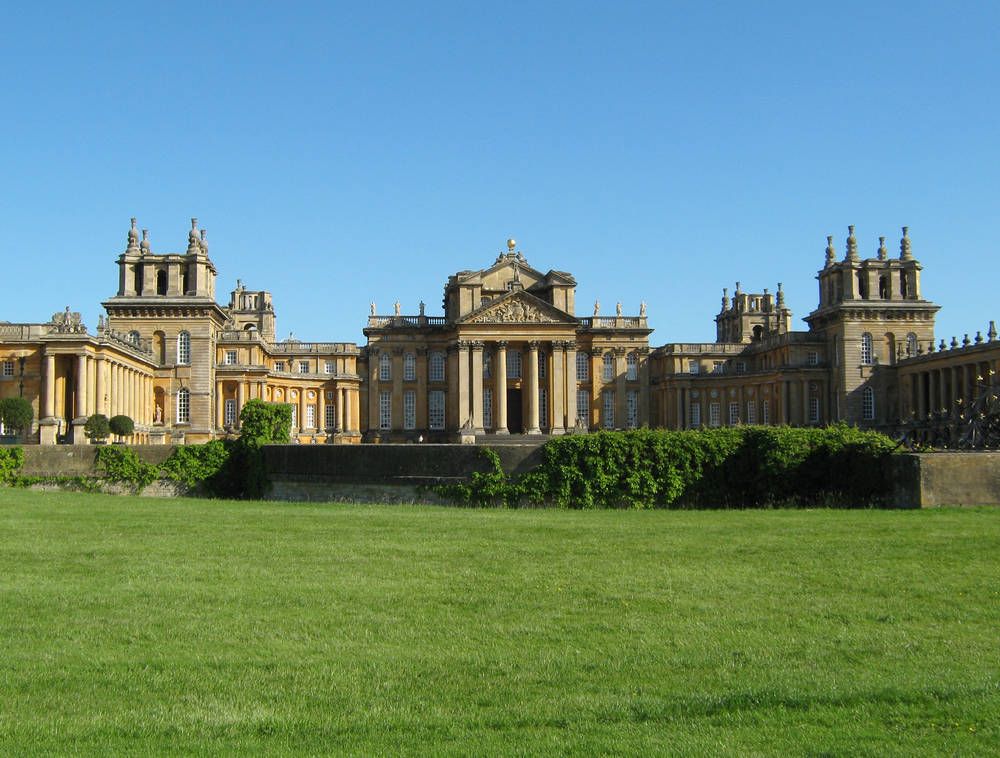 Oxfordshire Holidays – Accommodation and Places to Stay in Oxfordshire ...